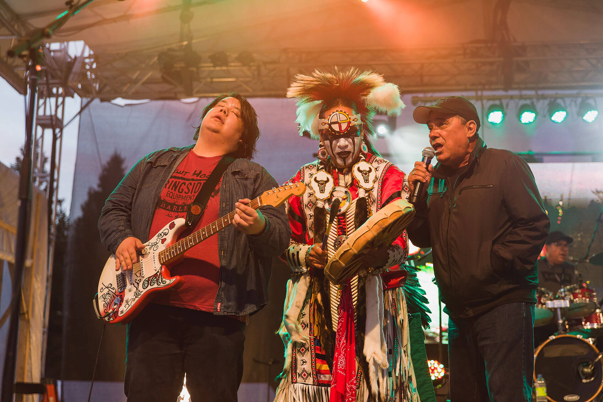 Indigenous Tourism Quebec - Innu Nikamu Festival